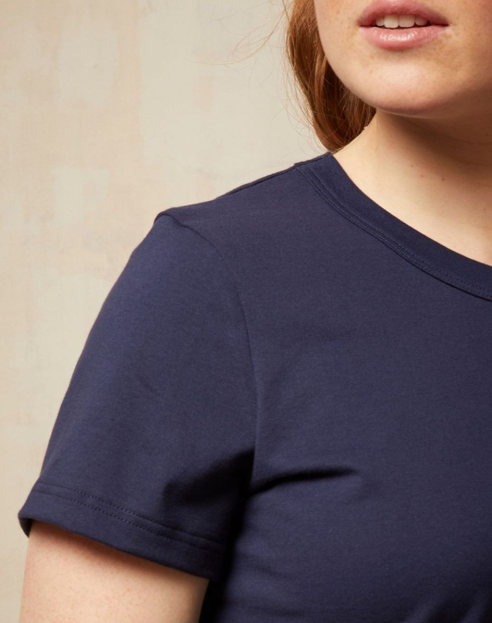 T-shirt Femme marine en coton Bio, éthique et Made in France | Lemahieu